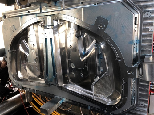 China Car Door Panel Injection Mold with Stack Mould Technology ...